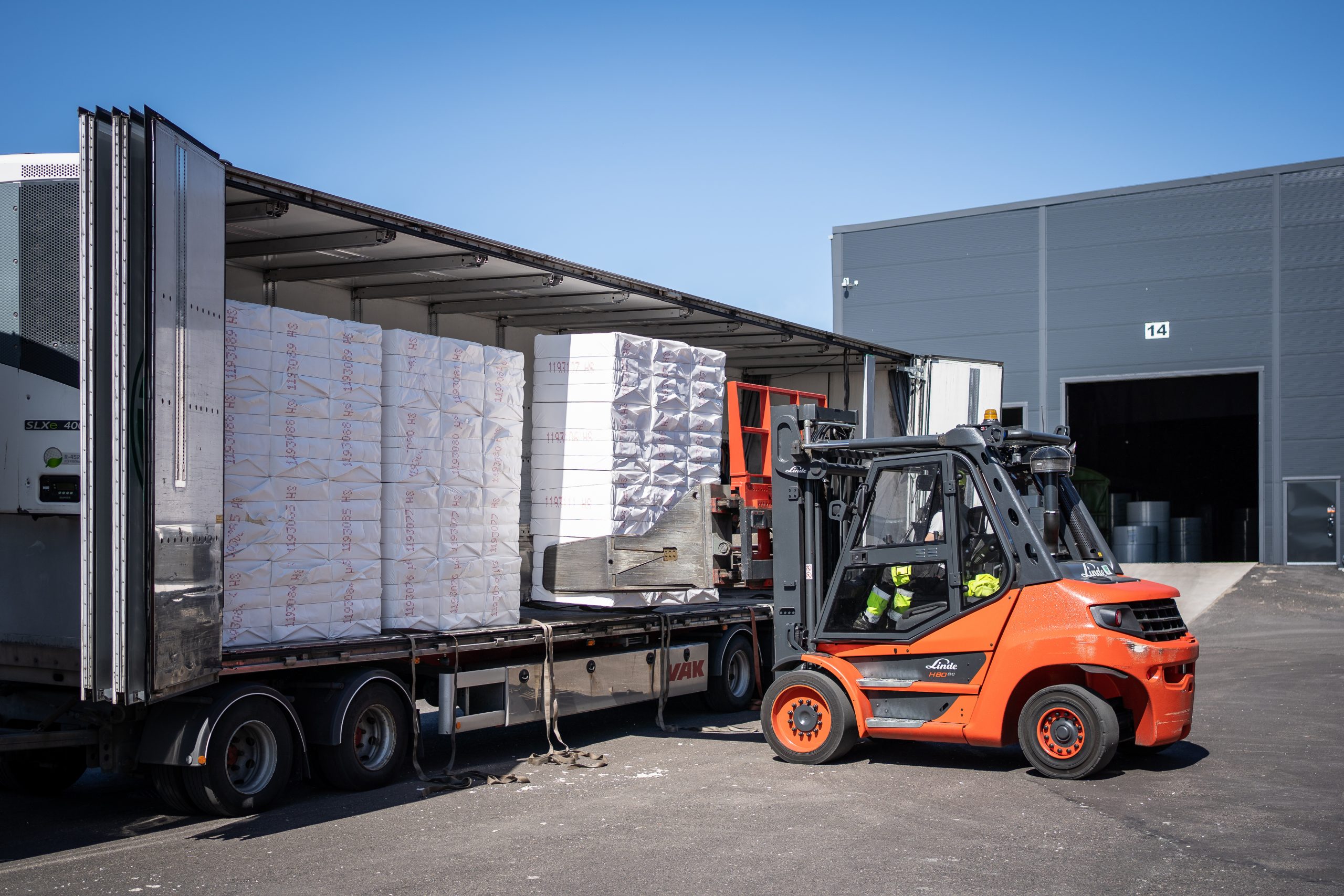 Yhteystiedot - Cargo Handling Group