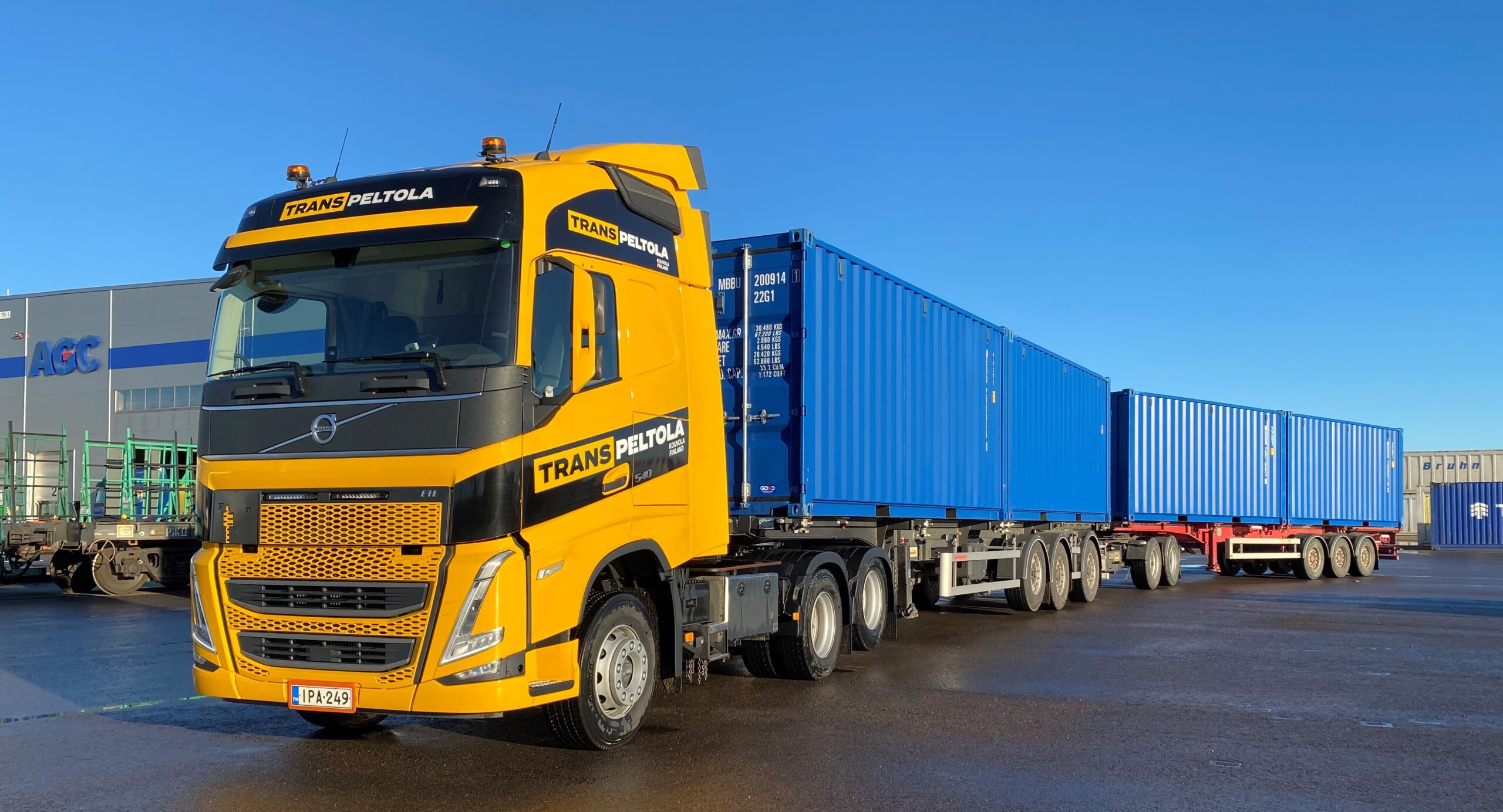 MITEN PÄRJÄÄMME MUUTOKSESSA? - Cargo Handling Group